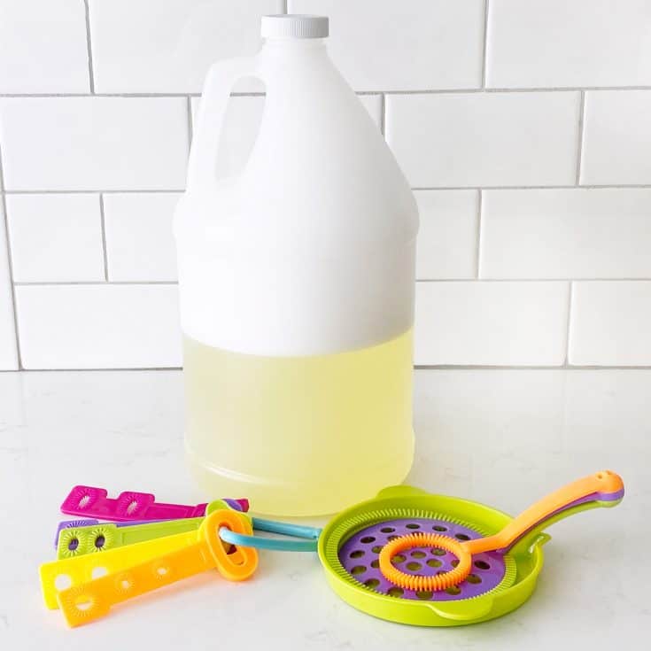 Quick and Easy Homemade Bubbles - Pretty Providence