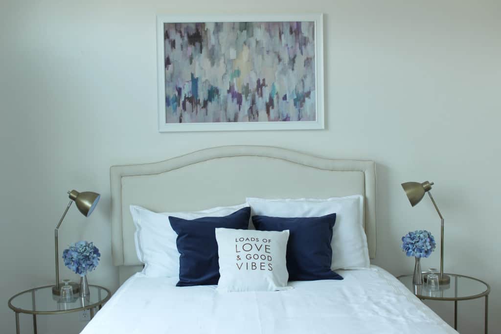 Clean and Classy Guest Room Makeover