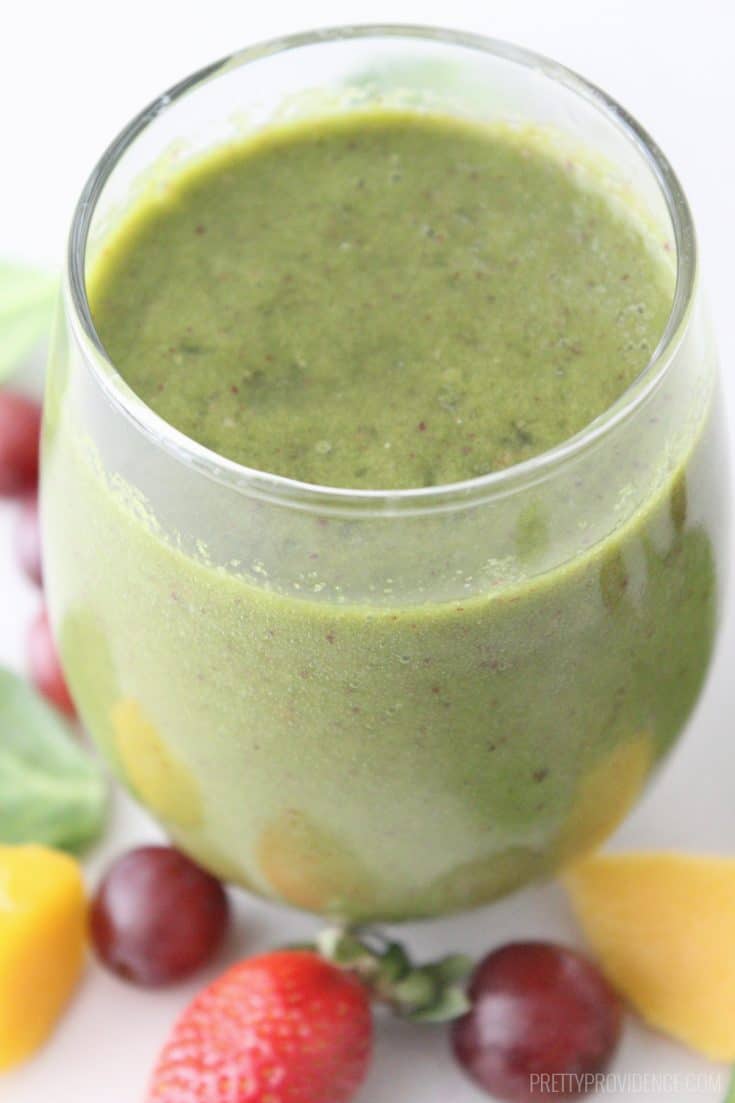 The best ever green smoothie full of fruit and vegetables!