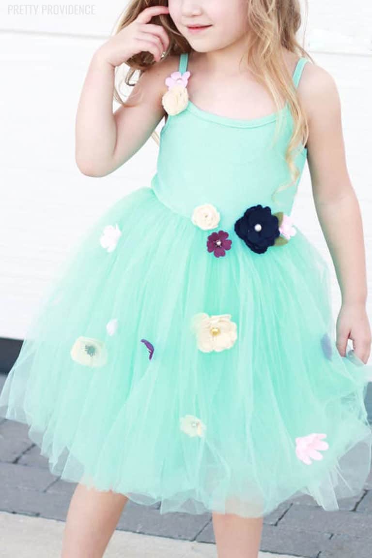 No Sew Princess Costumes - Easy and Fun Fabric Tutorial