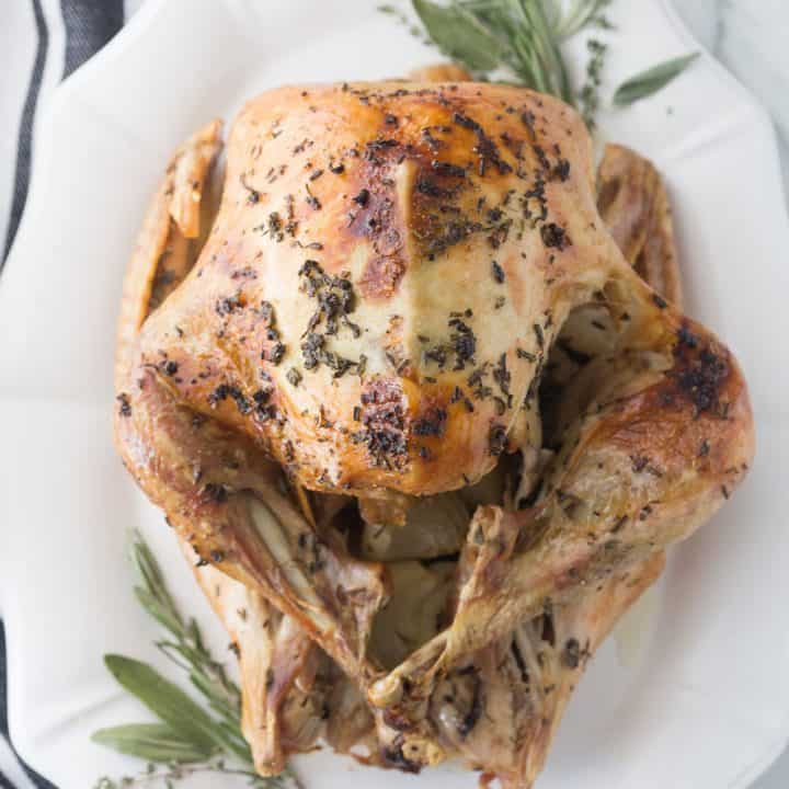 Easy Thanksgiving Turkey Everyone Will Love - Pretty Providence