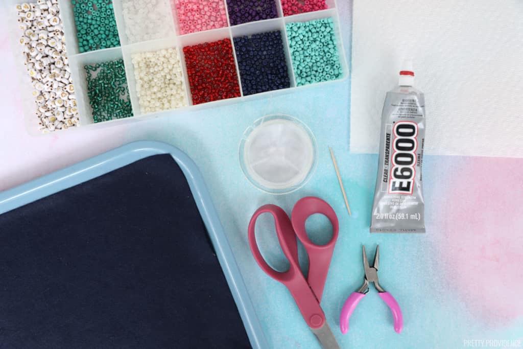 Taylor Swift Friendship Bracelets - 250+ Ideas - Pretty Providence